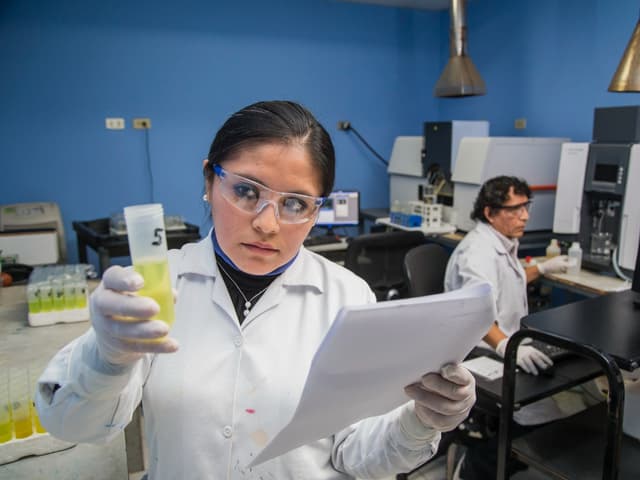 Analytical Laboratory | Services - PlengeLab